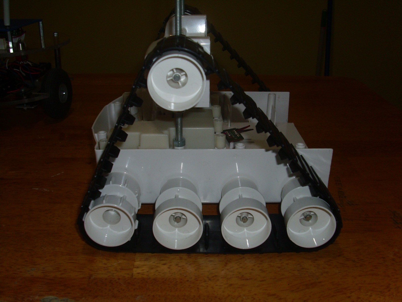 Yes, Another Wall-e type Robot! | RobotShop Community