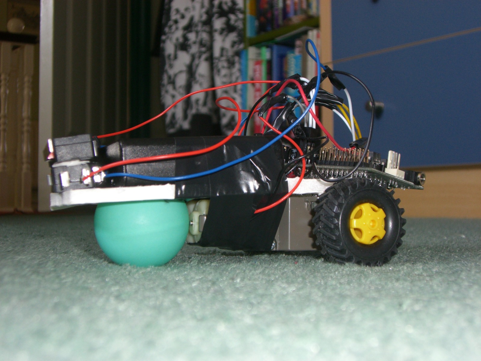 My First robot (line maze/contact o | RobotShop Community